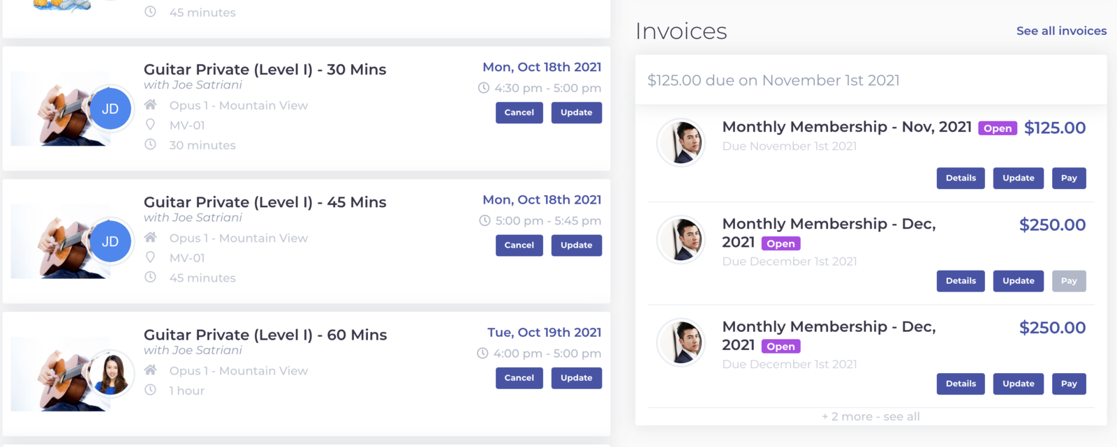 How do I add a discount to an invoice?